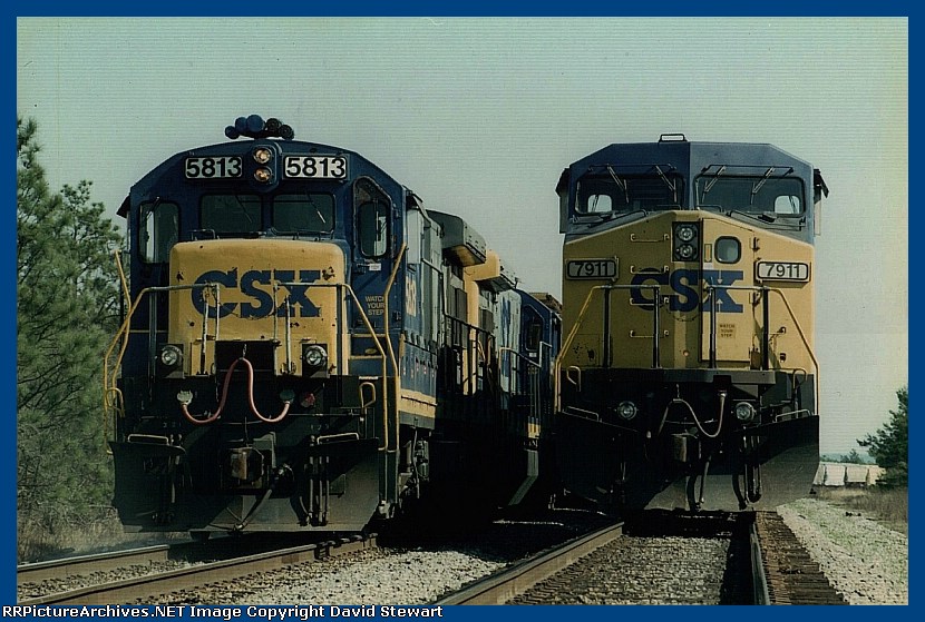 Q592/CSX 5813-Q544/CSX 7911